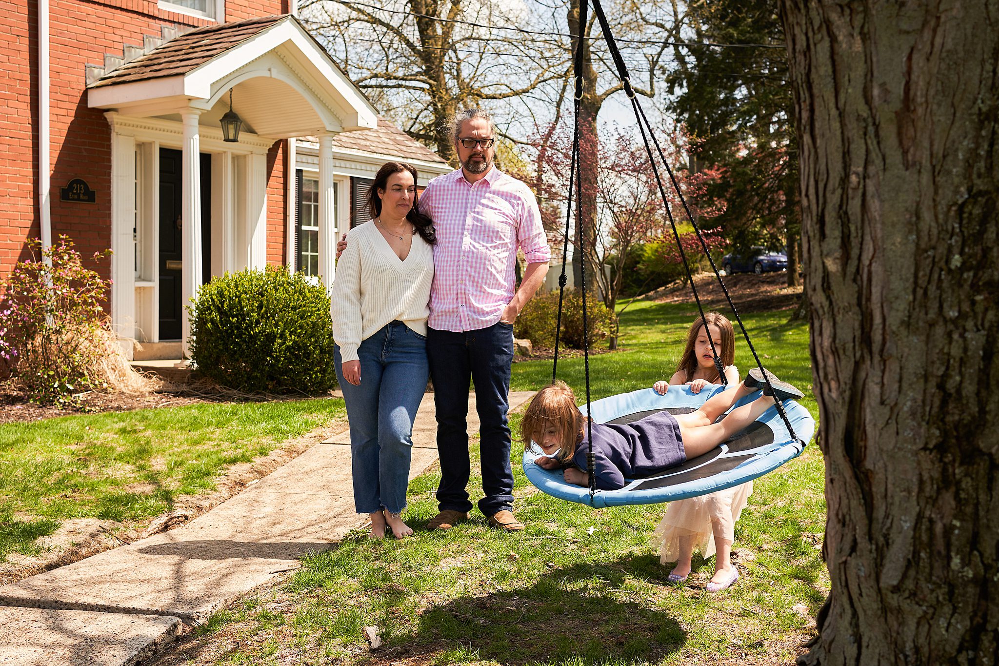 What Does An In-Home Family Photo Session Look Like? | At-Home Family ...